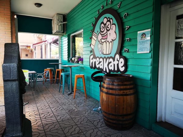 Entrevista y reportaje a Freakafe con motivo de su segundo aniversario