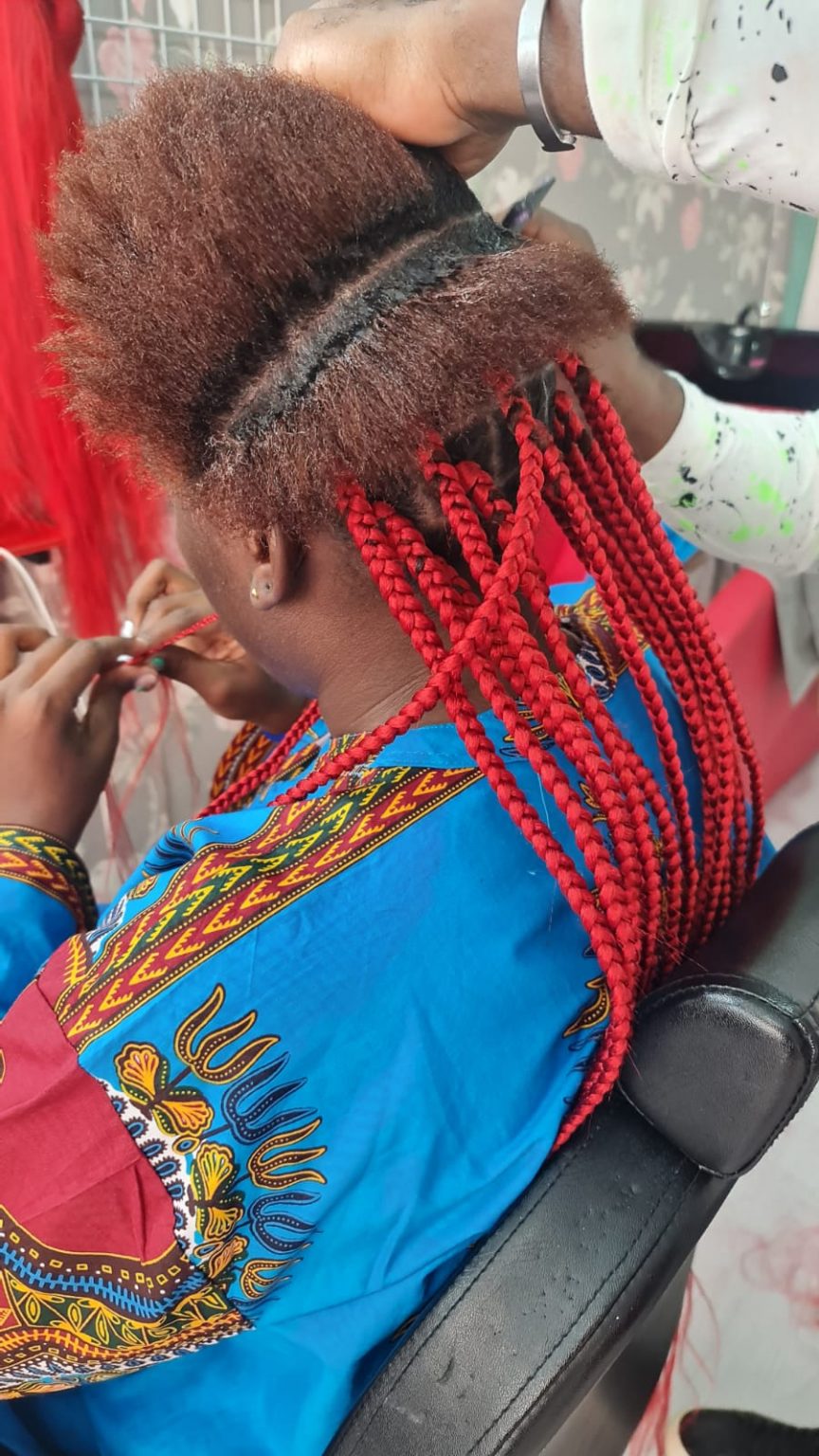 Efny Beauty trenzas africanas y tratamientos afro en Móstoles